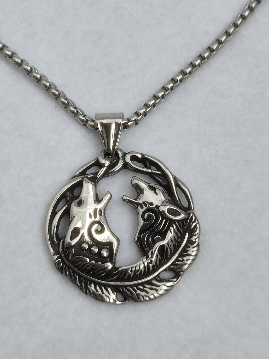 Necklace of Howling Wolves / Howling Wolf Pendant / Wolf Necklace ...