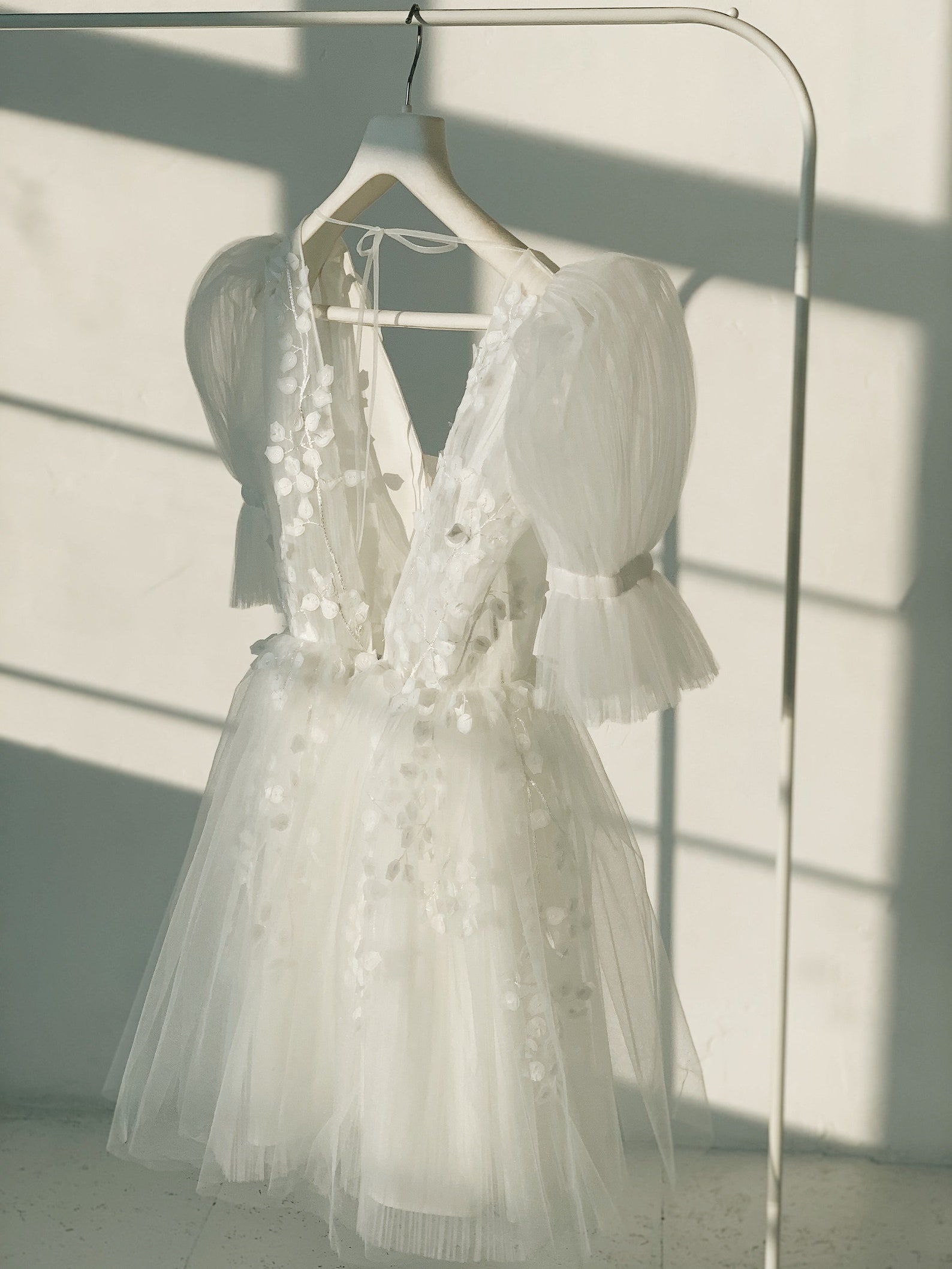 Jade Dress, Short Wedding Dress With Sleeves - Etsy UK