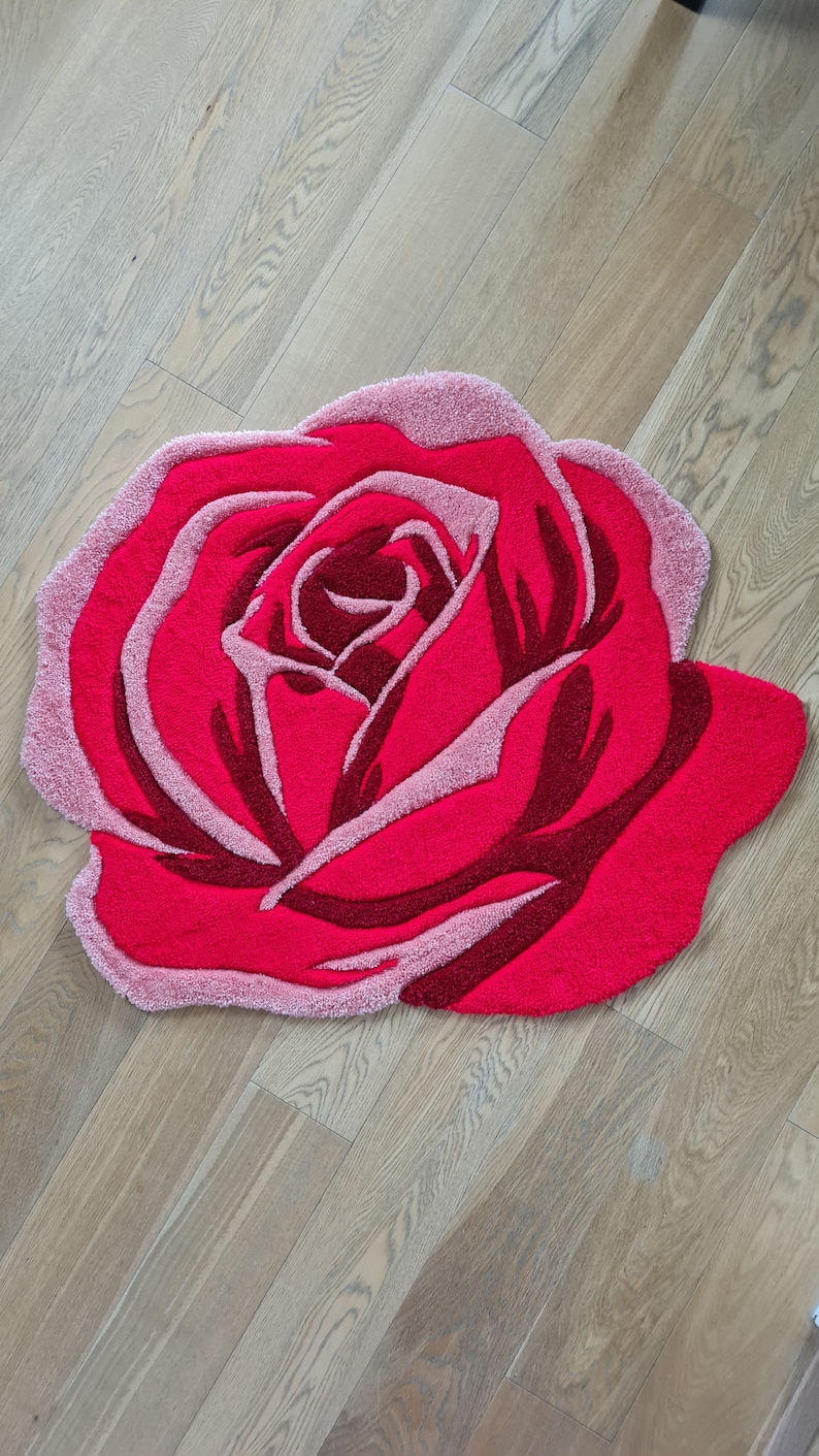 Tufted Rose Rug | Handmade | Red and Pink | Statement Area Rug - Etsy