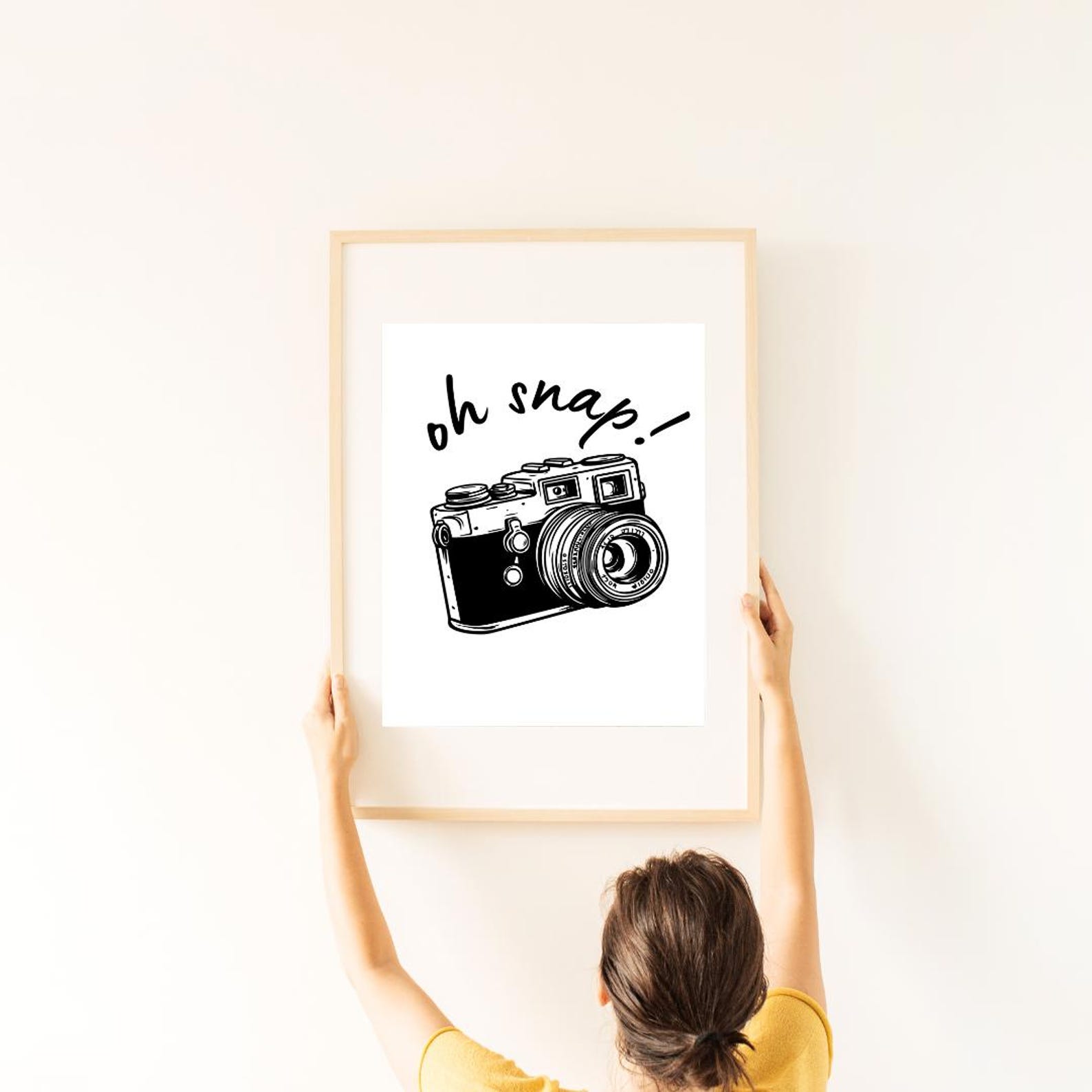 Retro Digital Camera Wall Art, Black and White Vintage Home Decor, Perfect for Photographers, Oh ...
