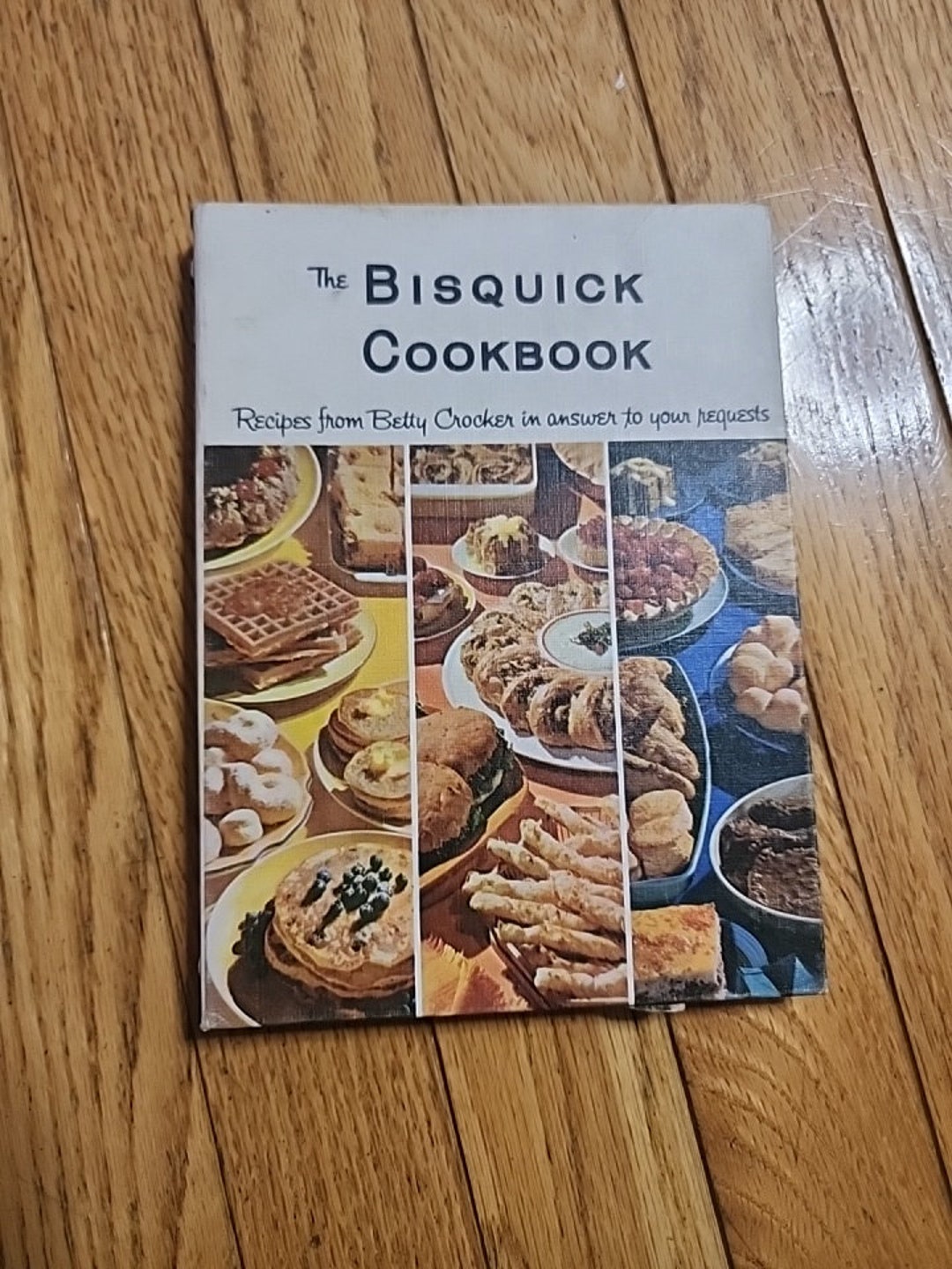 1964 Betty Crocker Bisquick Cookbook: Vintage General Mills Recipe ...