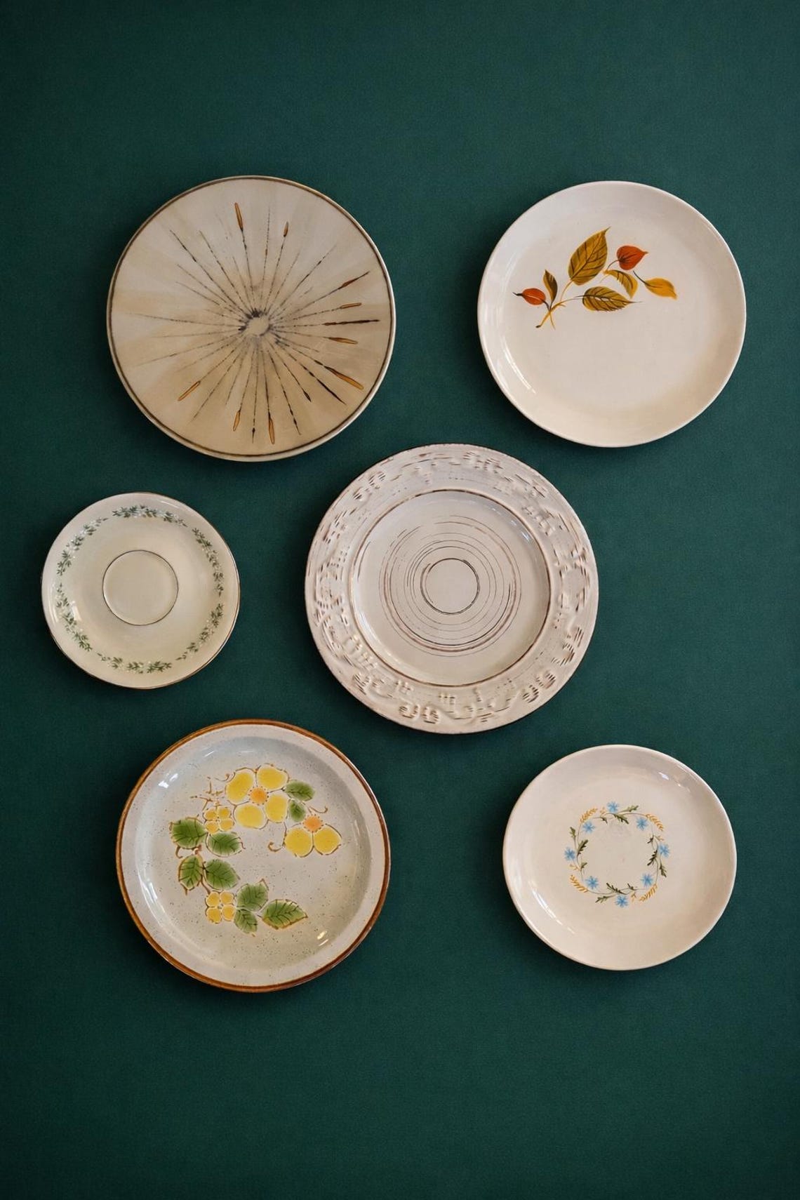 Neutral Plate Wall Kit - Etsy