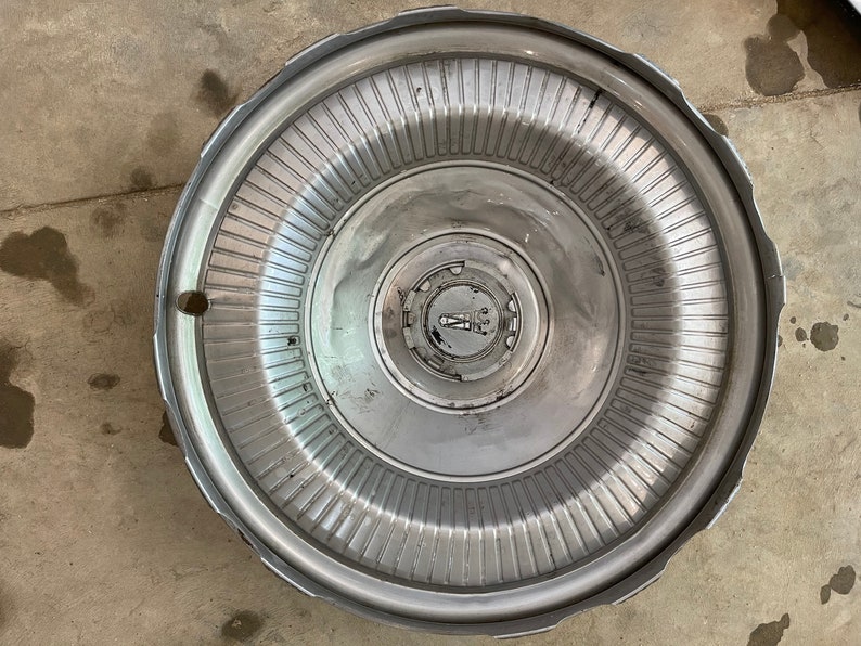 Vintage Ford Hubcap - Etsy