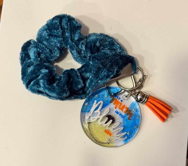 Custom Bluey Era Scrunchiie Keychains Gifts for Mom, Mum, Mama Keychain ...