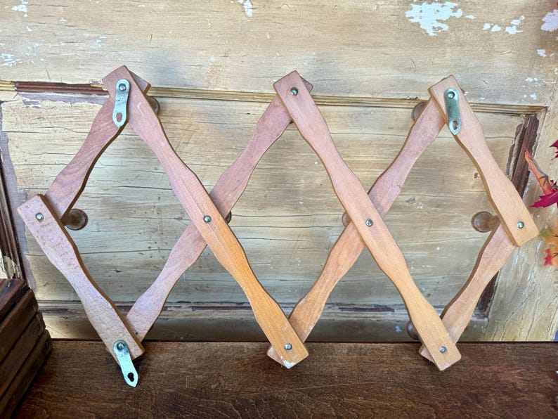 10 Peg Wooden Accordion Rack - Etsy