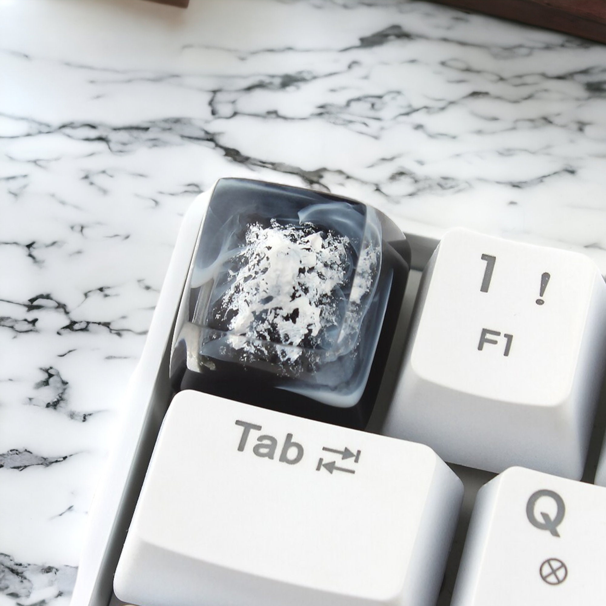 Snowy Mountain Resin Keycap, 3D Landscape Icy Mountain Range Summit ...