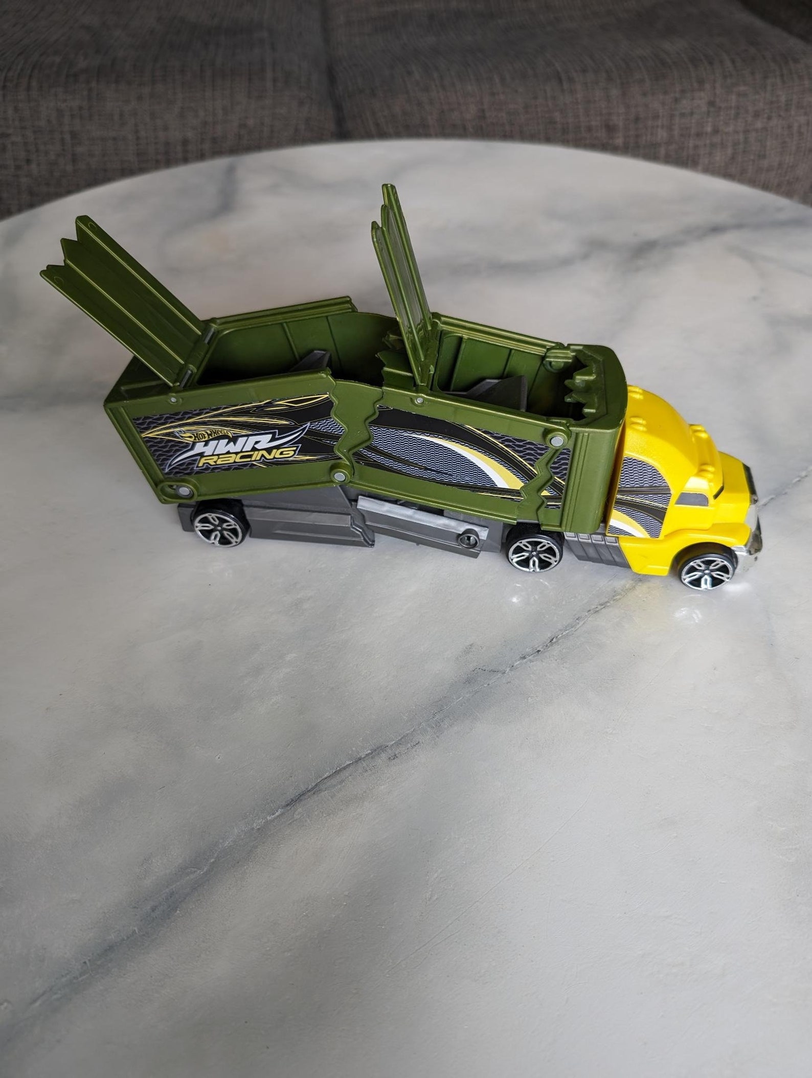 Hotwheels Crashing Big Rig - Etsy