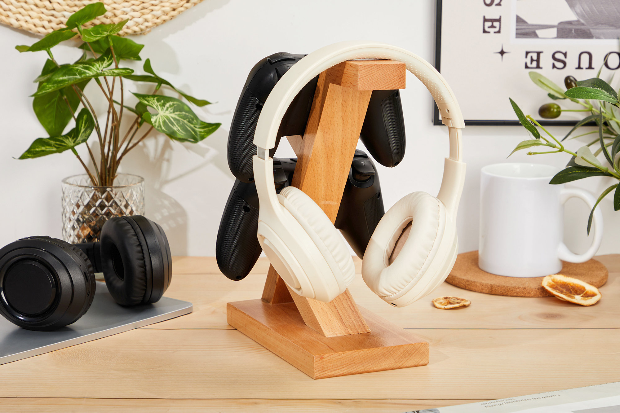 Personalized Headphone Holder Game Stand Wooden Controller Holder ...