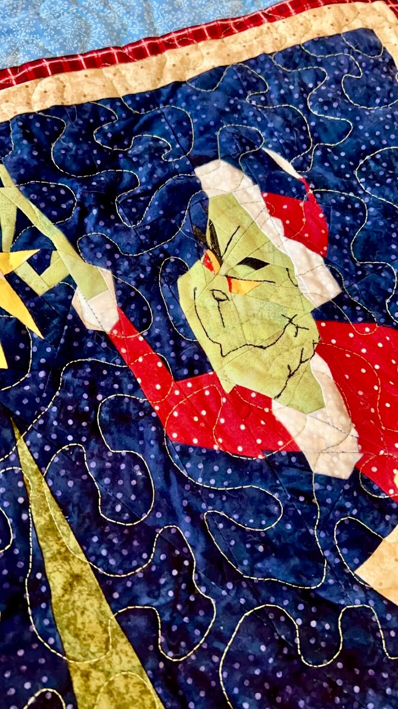 The Grinch Xmas Quilt With Matching Pillow - Etsy