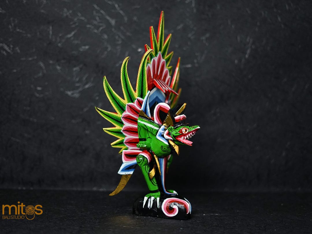 Green Garuda Sculpture, Wooden Bird Statue, Hand Carving Garuda ...