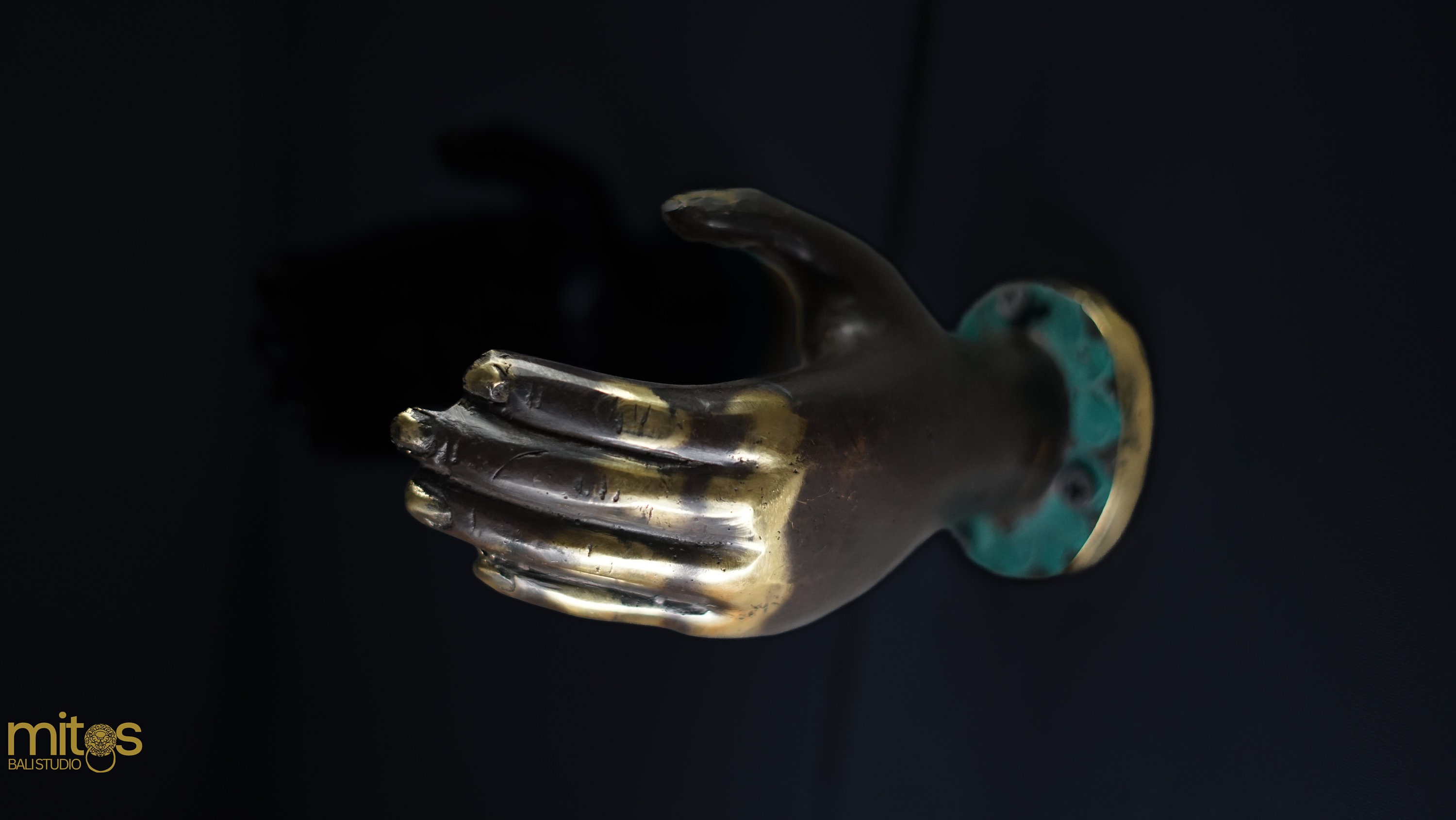 Pair Door Handle Handshake Pose, Buddha Hand Pose Pair Door Handle ...