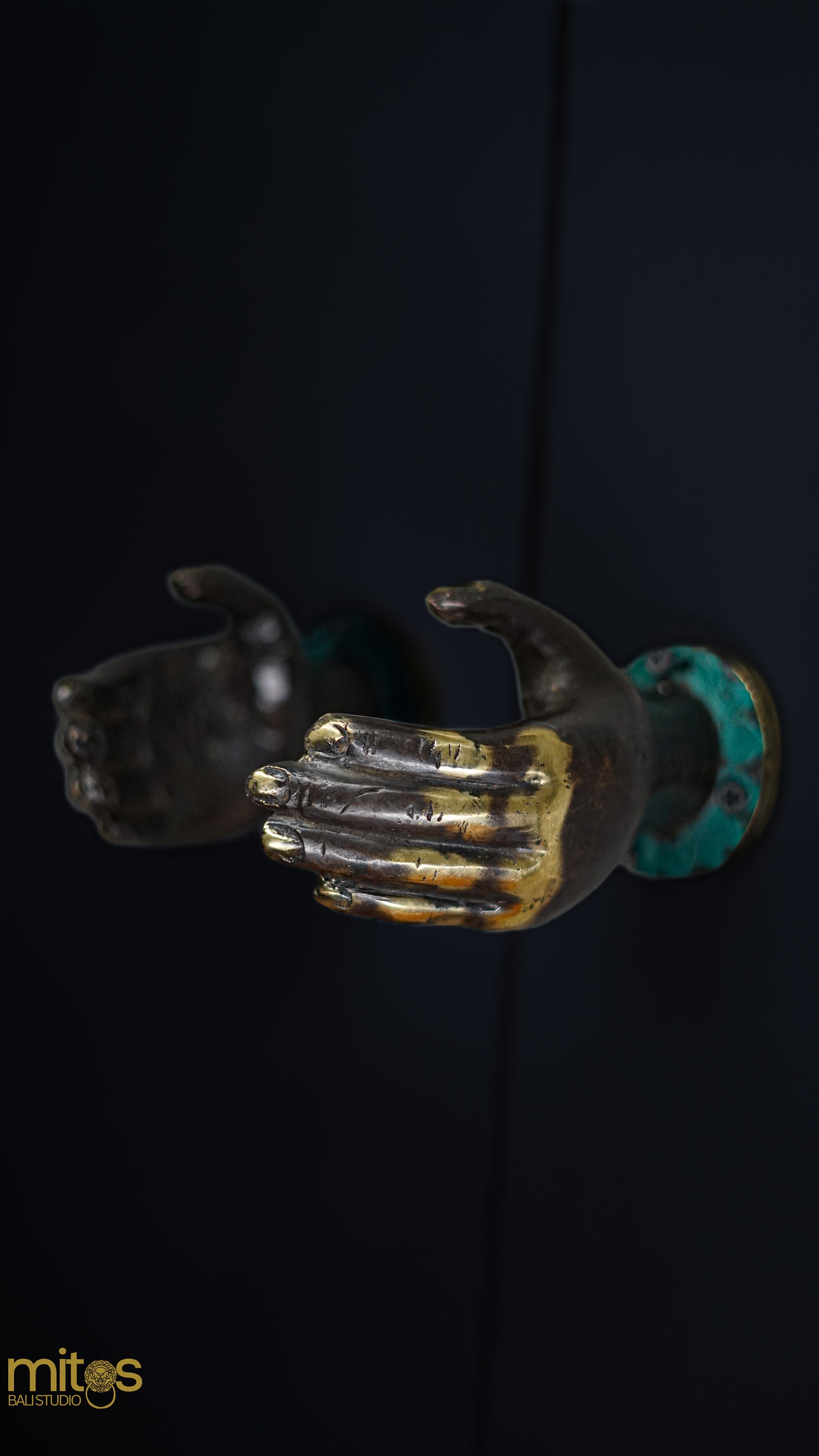 Pair Door Handle Handshake Pose, Buddha Hand Pose Pair Door Handle ...