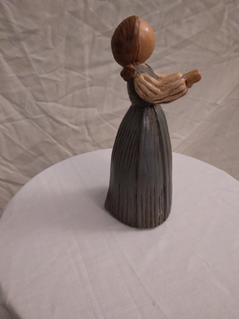 Pioneer Lady Figurine in Traditional Dress - Etsy