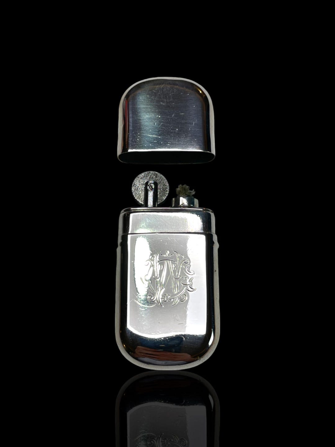A Rare Vintage Sterling Silver Lighter. Fine Quality and in Good ...
