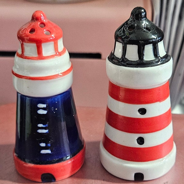 Lighthouse Salt and Pepper - Etsy