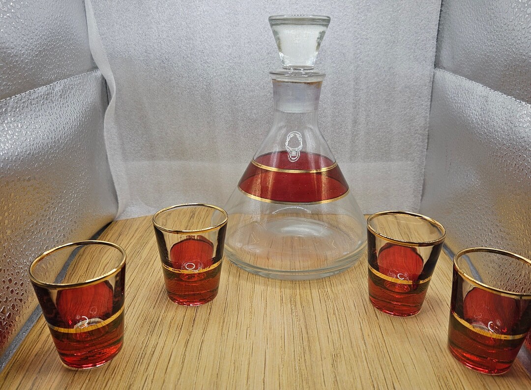 Rare Vintage MCM Red Glass Decanter With Shot Glasses, Set of 6, Mid ...