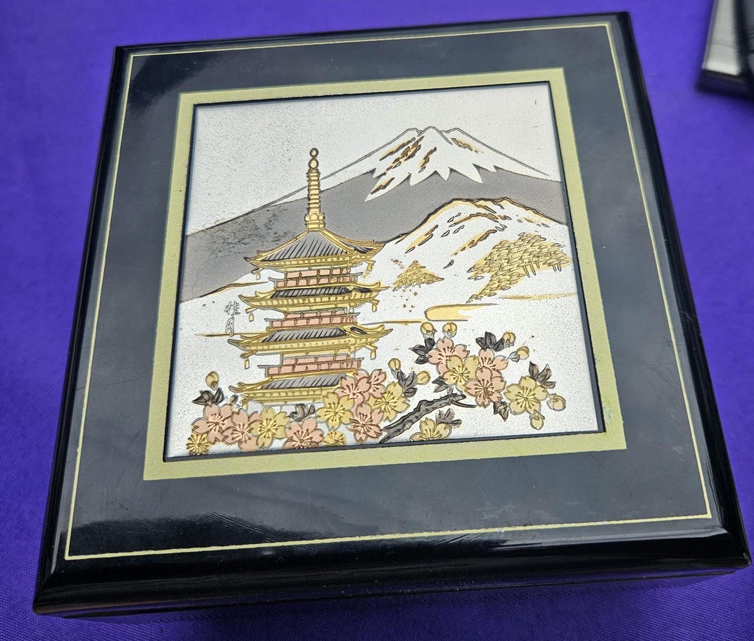 Vintage Japanese Jewelry Music Box Japan A4/9 - Etsy