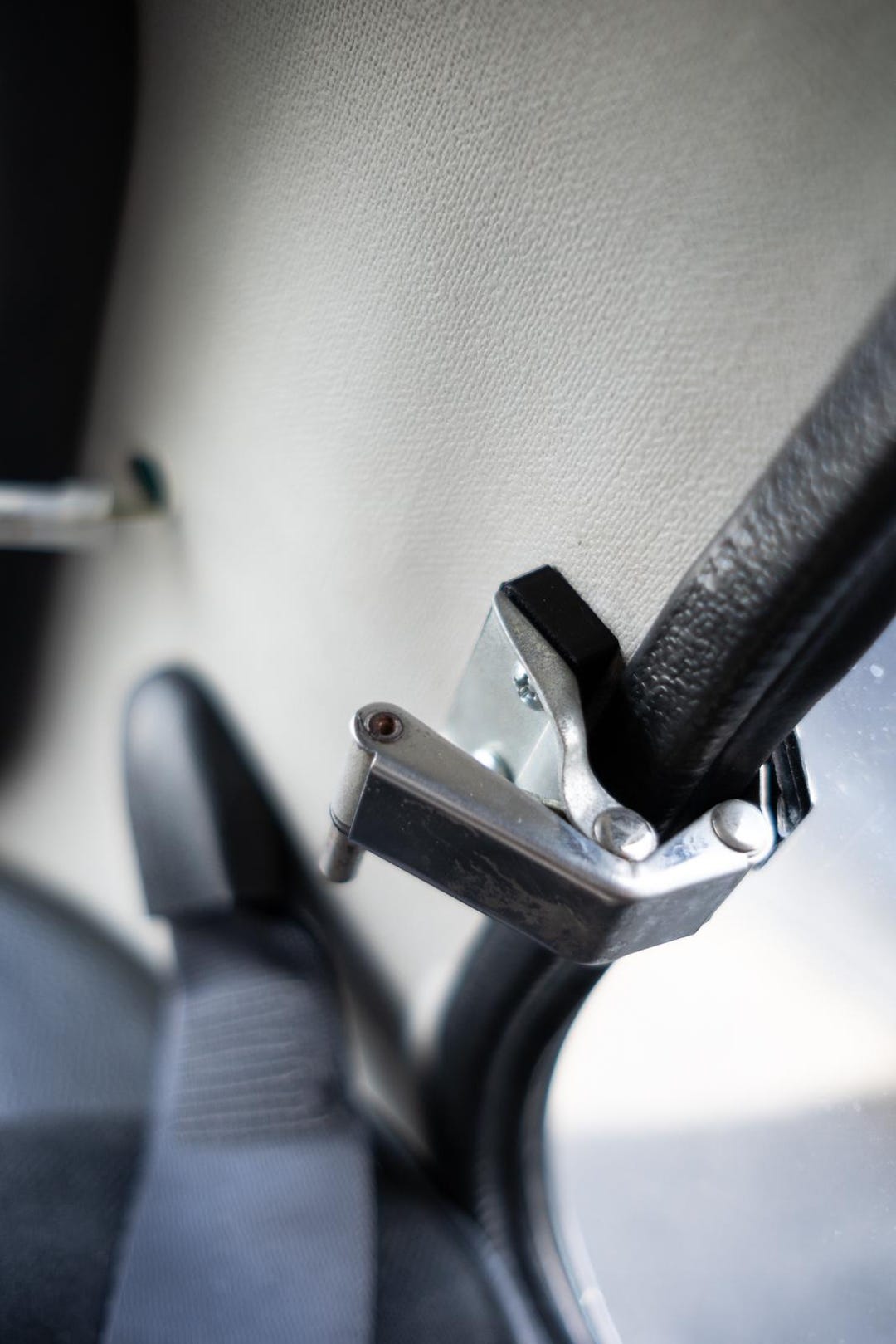 Classic Mini Rear Quarter Light Window Catch Spacer Kit - Etsy Canada