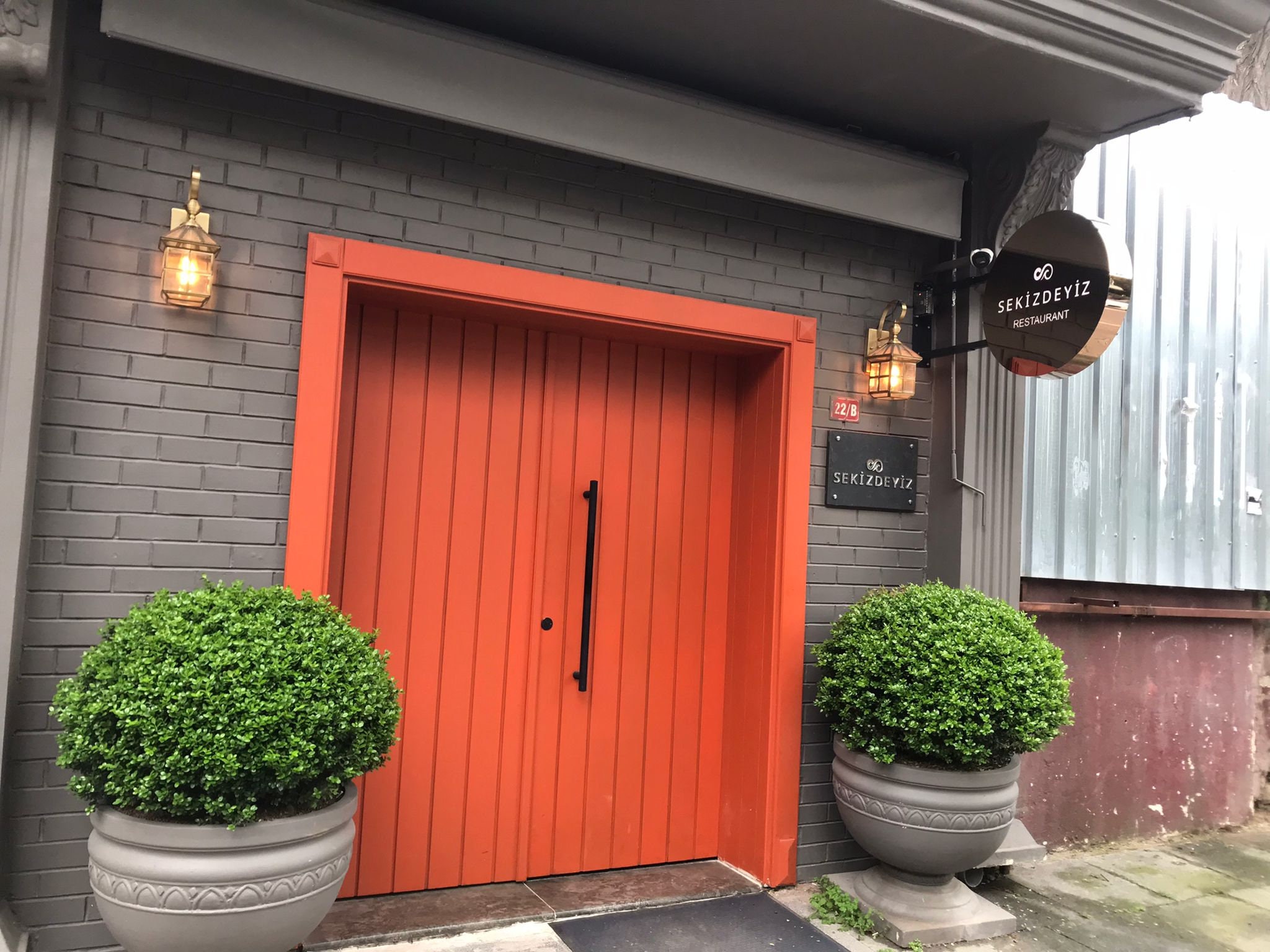 Customizable Clear Steel Round Sign - Etsy