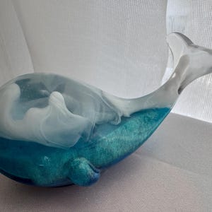 Ocean Resin Art Whale, Resin Whale, Epoxy Resin Whale Figurine, Whale ...