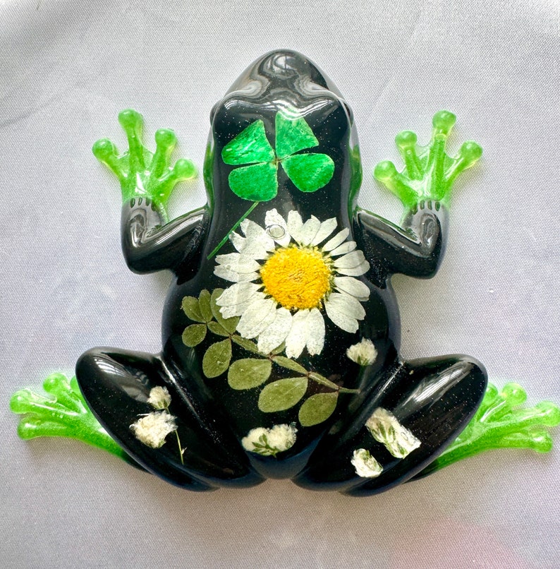 Flower Frog, Resin Frog, Epoxy Resin Frog Figurine, Frog Decor, Resin ...