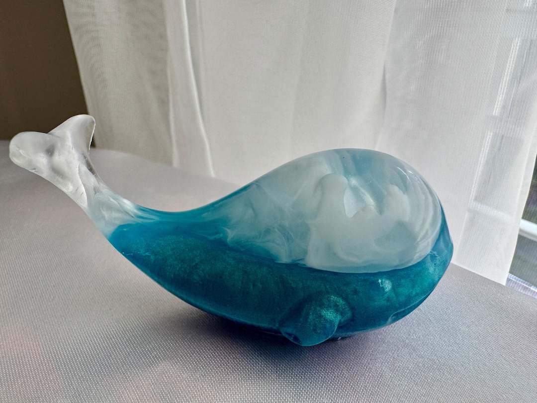 Ocean Resin Art Whale, Resin Whale, Epoxy Resin Whale Figurine, Whale ...