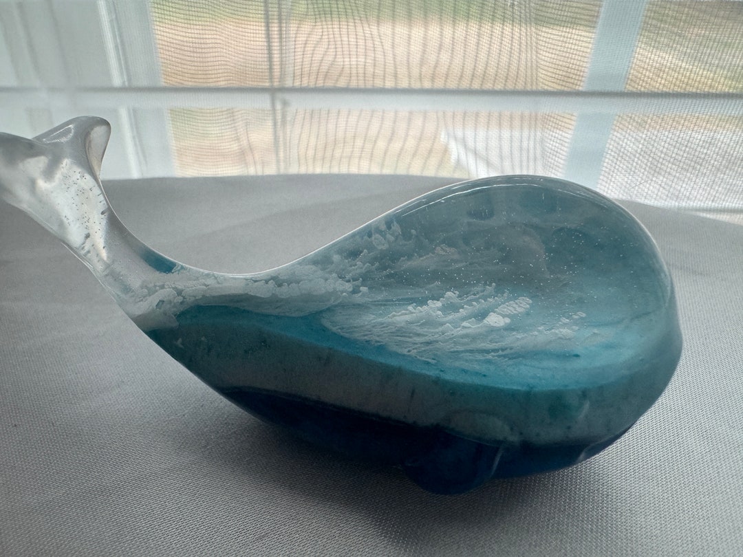 Ocean Resin Art Whale, Resin Whale, Epoxy Resin Whale Figurine, Whale ...