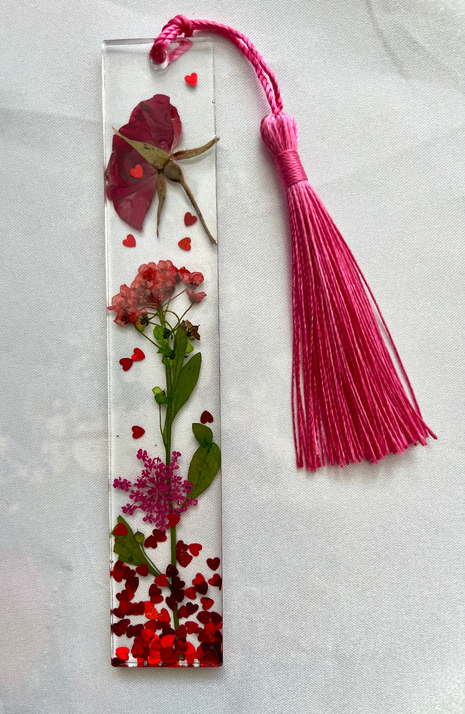 Flower Bookmark, Resin Bookmark, Epoxy Resin, Flowers, Resin Art ...