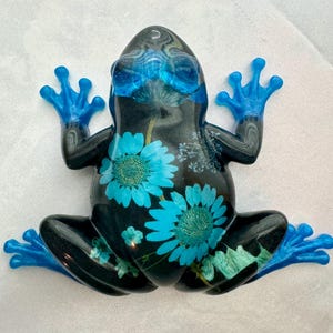 Flower Frog, Resin Frog, Epoxy Resin Frog Figurine, Frog Decor, Resin ...