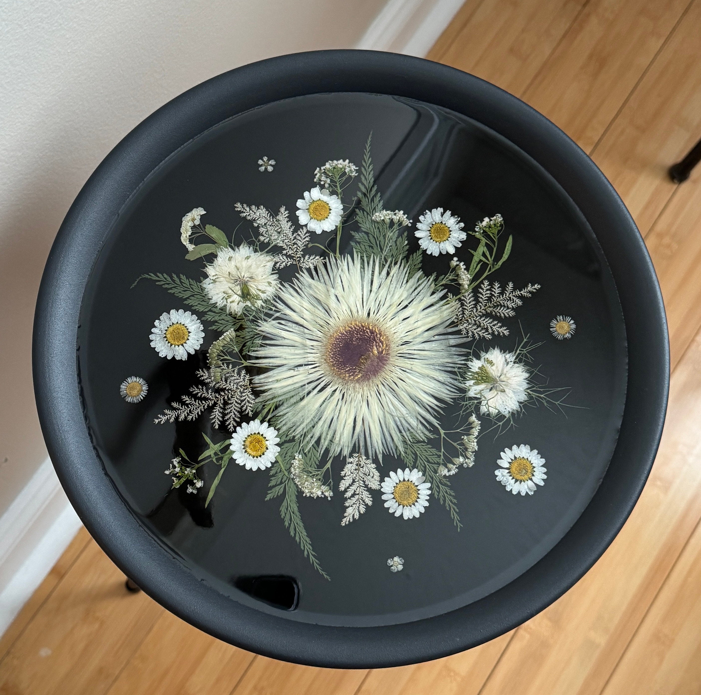 Custom Dried Flower Resin Side Table, Handmade Floral Plant Stand ...