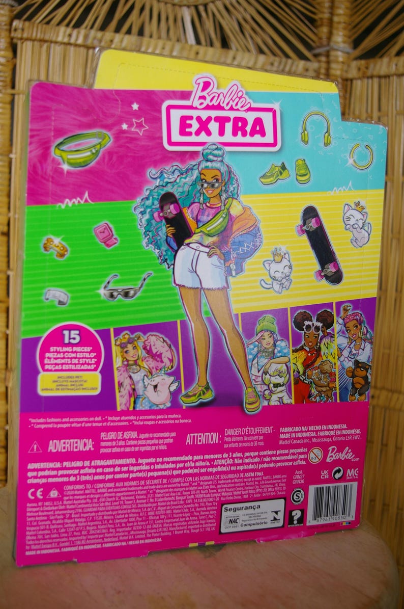 Barbie Extra Doll #4, Pet Cats, Malibu Skateboard, Blue Curly Hair ...