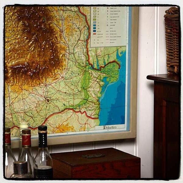 Vintage Old School Map, Romania Topographical Framed Map - Etsy