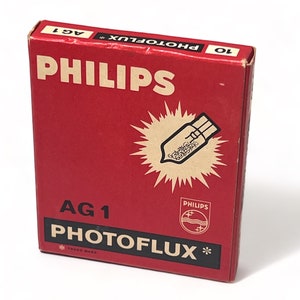 Vintage Philips Photoflux, FLASH BULBS AG1B, 10 Pcs Pack - Etsy