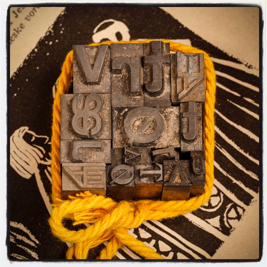 Set of ø,æ,t,v,r Antique Letterpress Letter Blocks, Vintage Printer ...