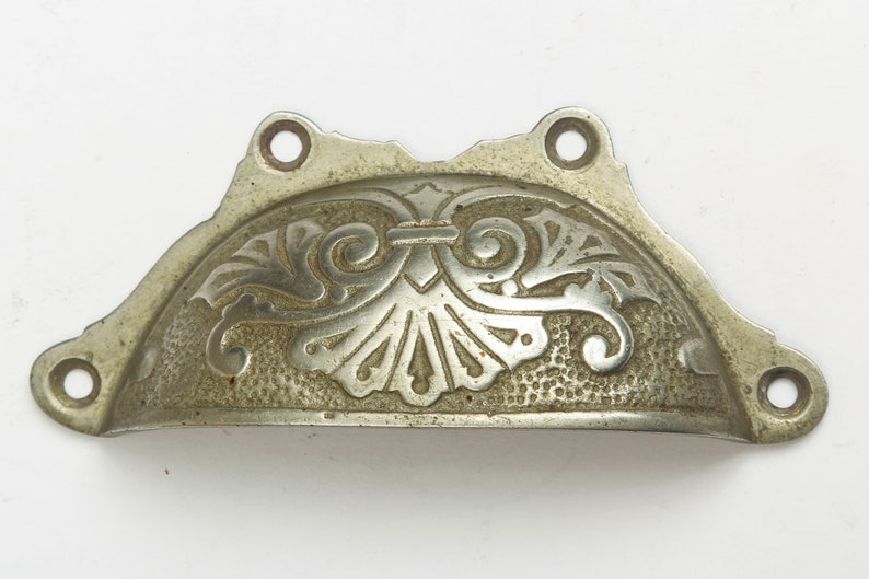 Vintage 1920s-30s Drawer Pulls – Beautifully Decorated on the Front - Etsy