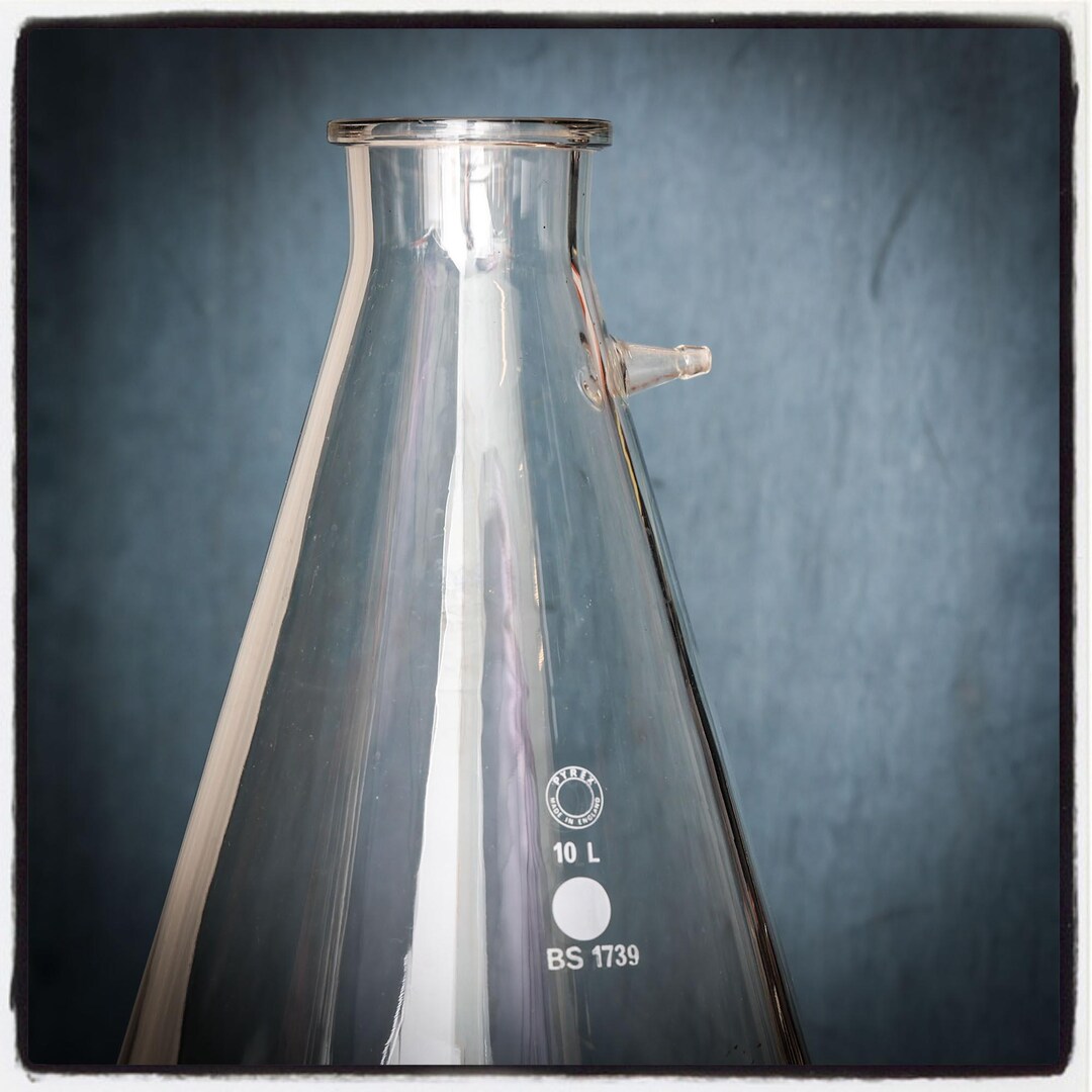 Vintage PYREX 10L Flask, Height: 45.0 Cm (17.72 Inches) - Etsy