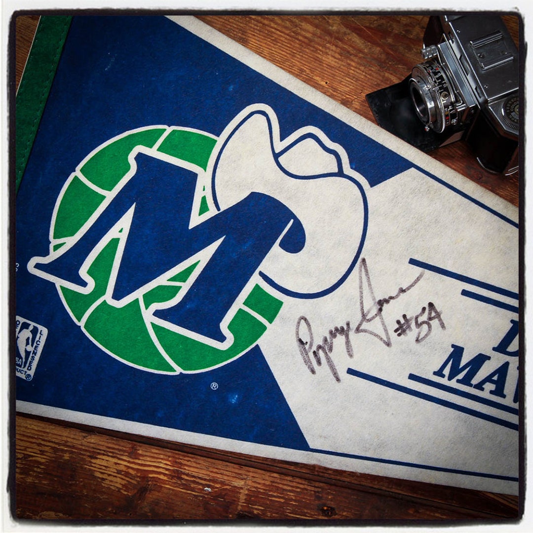 Vintage Felt Souvenir Pennant, Dallas Mavericks - Etsy