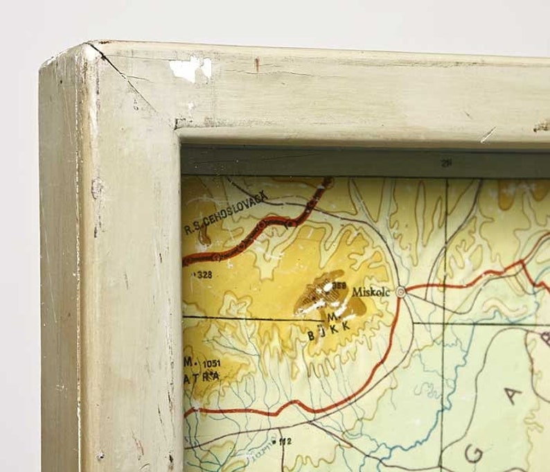 Vintage Old School Map, Romania Topographical Framed Map - Etsy