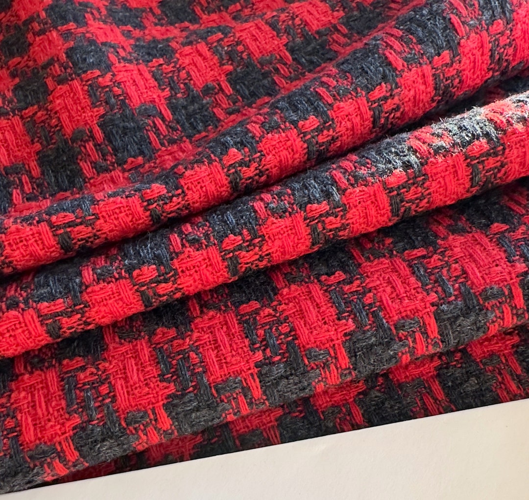 Hochwertiger italienischer Tweed Stoff, desidner Stoff, in schwarz-rot ...