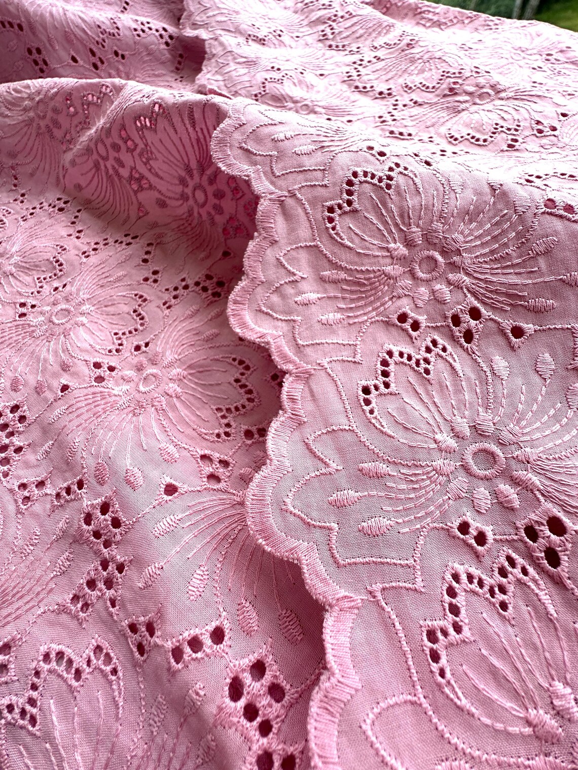 Italian Cotton Batiste, Quality Fabric, Sangalo Eyelet Fabric ...