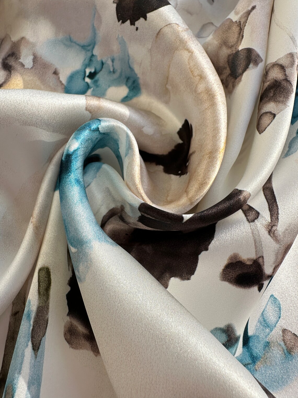 ITALIAN DESIGNER 100% Satin Silk Fabric, Abstract Floral Print, High ...
