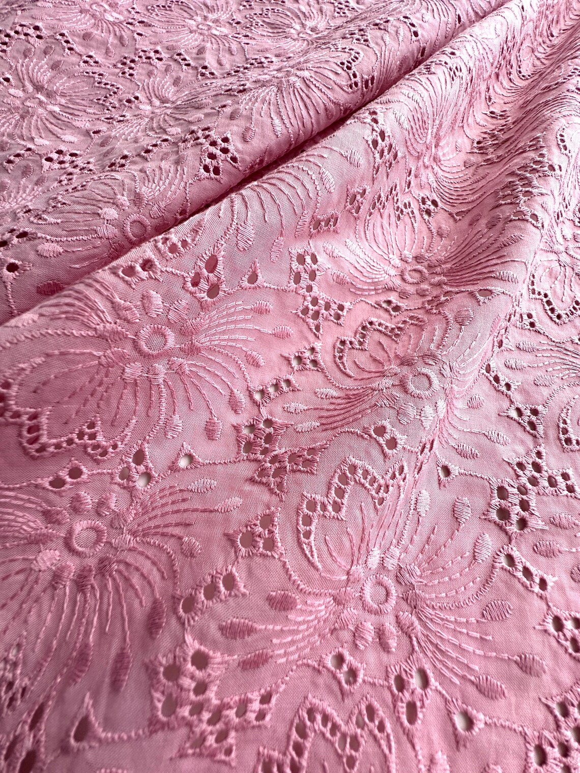 Italian Cotton Batiste, Quality Fabric, Sangalo Eyelet Fabric ...