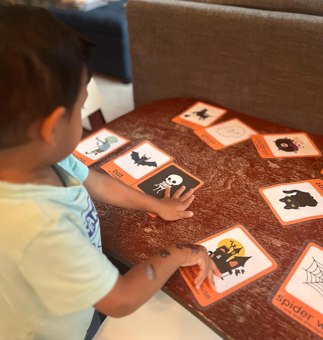 Bilingual Halloween Flashcards - Etsy