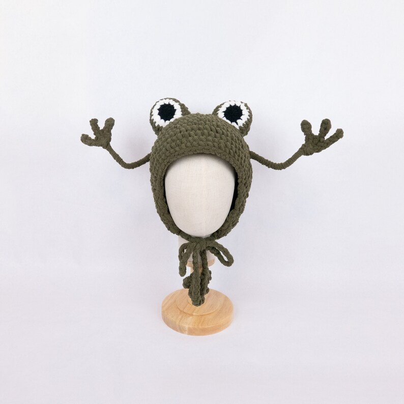 FROGGO Hat, Bendable Arms, Fluffy Animal Hat, Frog - Etsy