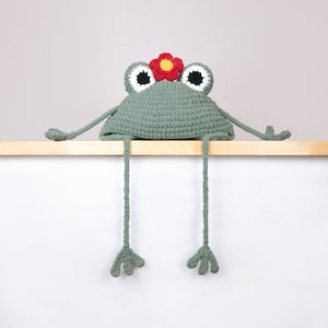FROGGO Hat, Bendable Arms, Fluffy Animal Hat, Frog - Etsy
