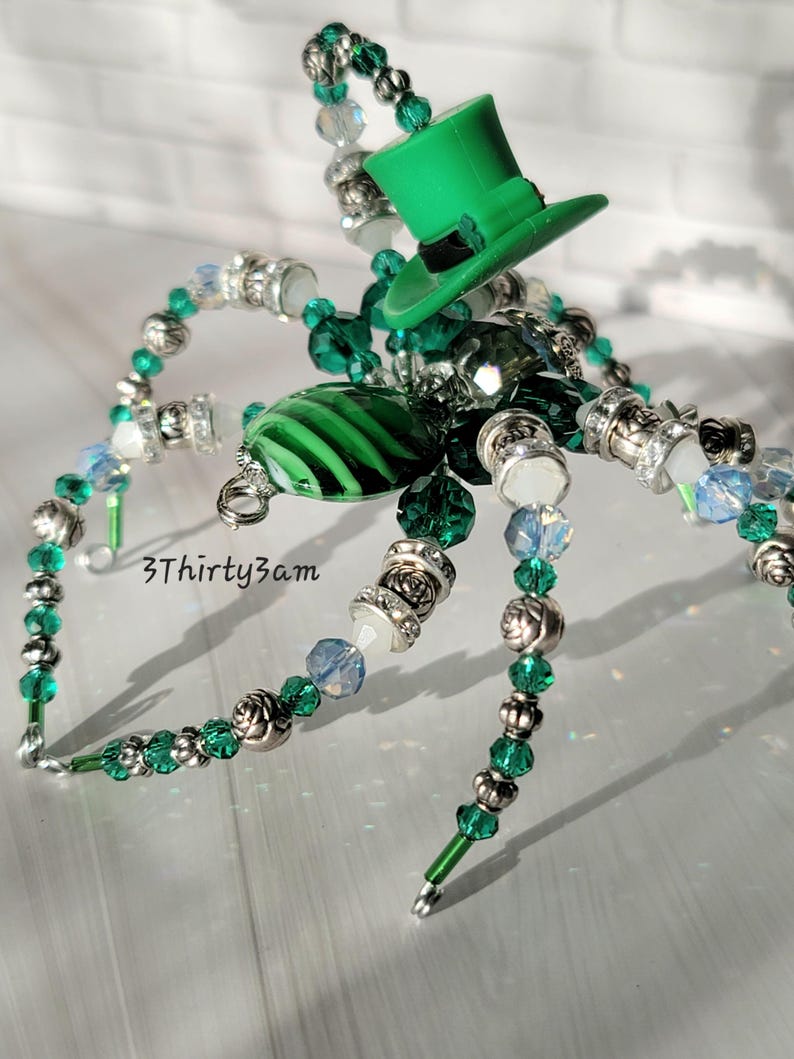 Leprechaun Beaded Spider (top Hat) - Etsy