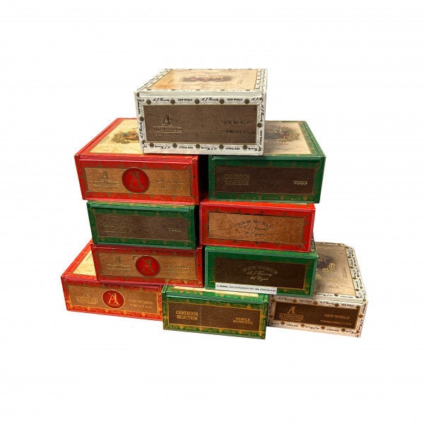 Vintage Cigar Box - Etsy