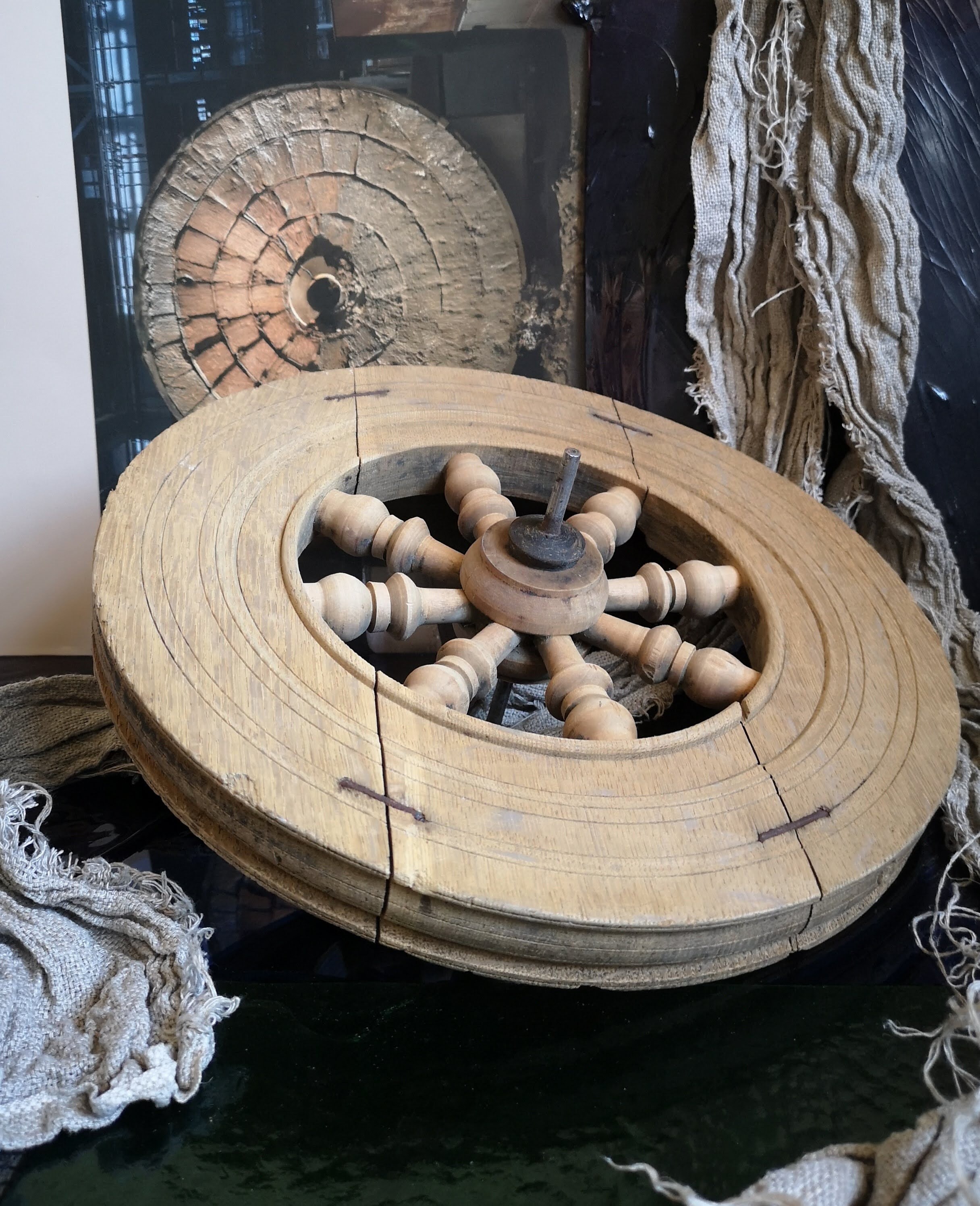 Antique Wooden Spinning Wheels Farmhouse Home Cottage Wall Decoration ...