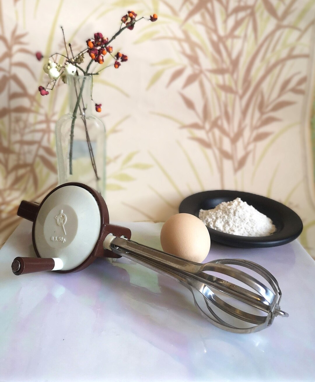 Vintage Hand Mixer - Manual Egg Beater, Handheld Kitchen Utensil, Retro ...