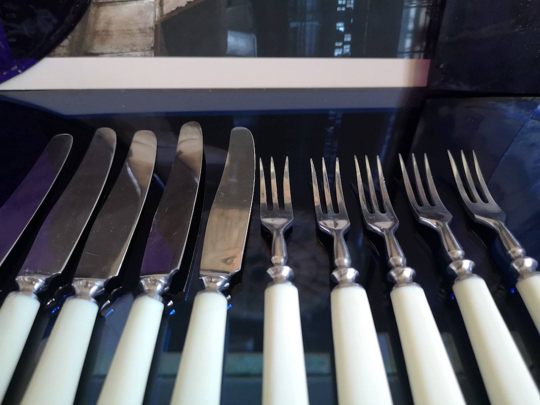 Vintage Cutlery Set Dessert Bakelite Tableware Set 5 Knives and 5 Forks ...
